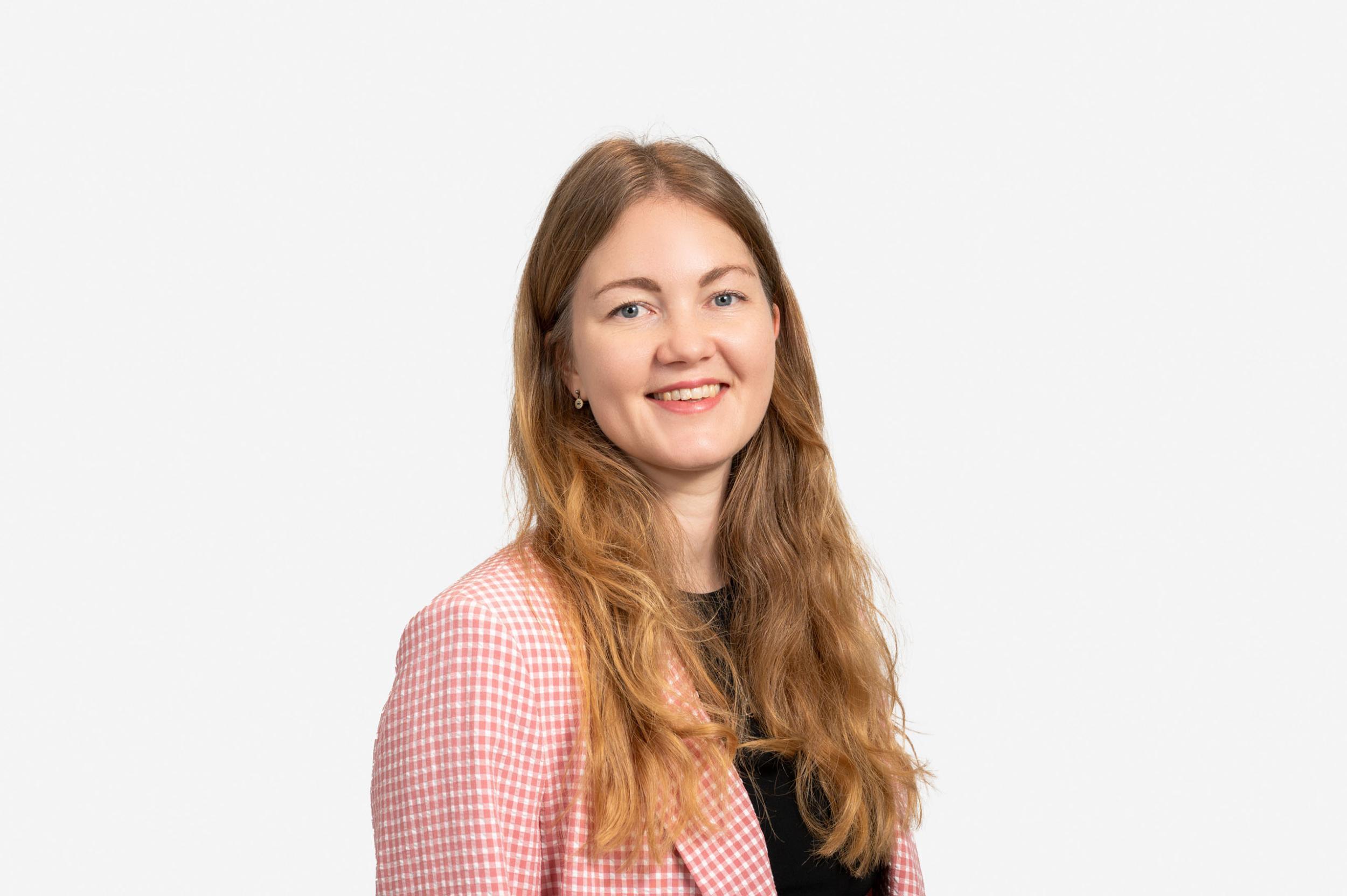 Aini Mäensivu on Kulttuuritehdas Korjaamon uusi konseptijohtaja ...