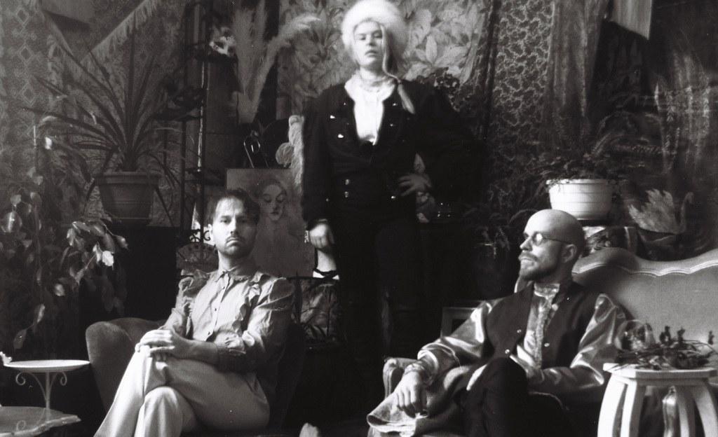 Mara Balls, Zangoma, Iris Kukka – Kulttuuritehdas Korjaamo